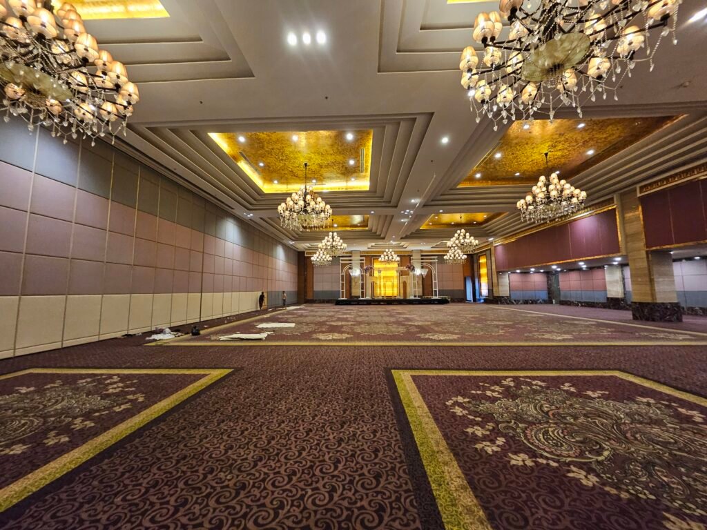 Paket Wedding di Luxus Grand Ballroom 2026 - Jagarasa Commerce ...
